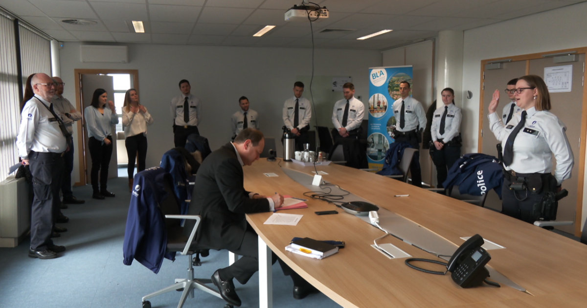 Braine-l'Alleud : 16 nouveaux policiers effectuent leur prestation de ...