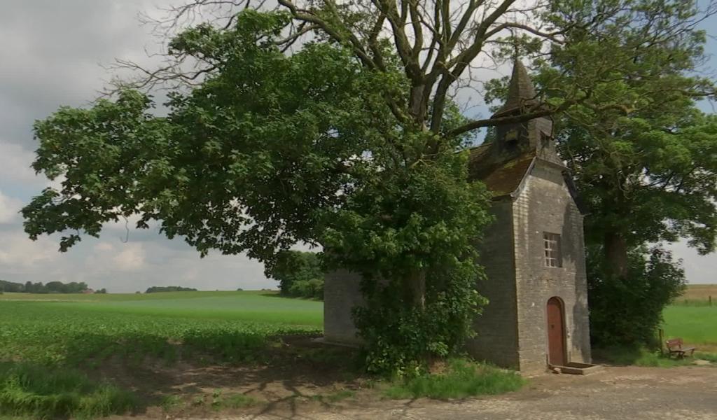 Focus sur Genappe : visite du château de Houtain-le-Val fondé en 1126 ...